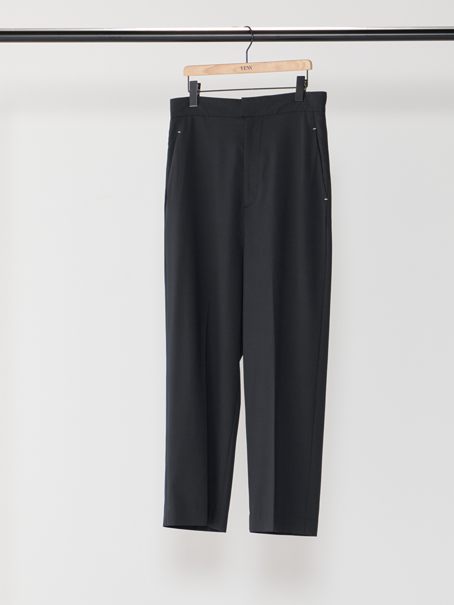 予約販売 】LOOSE SLACKS / PERSON & PEOPLE ONLINE STORE